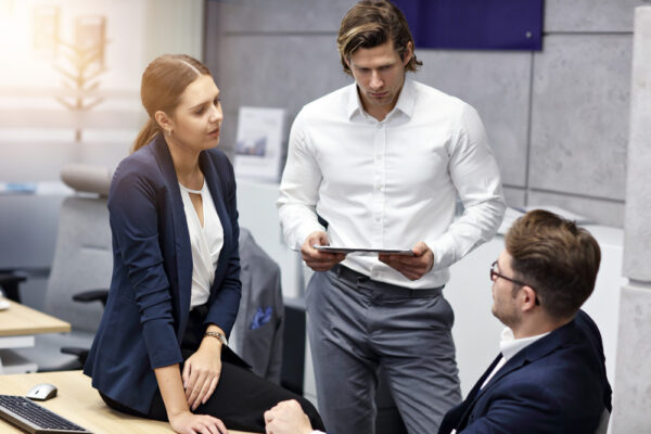 How to Deal with Employee Lateness: Effective Strategies